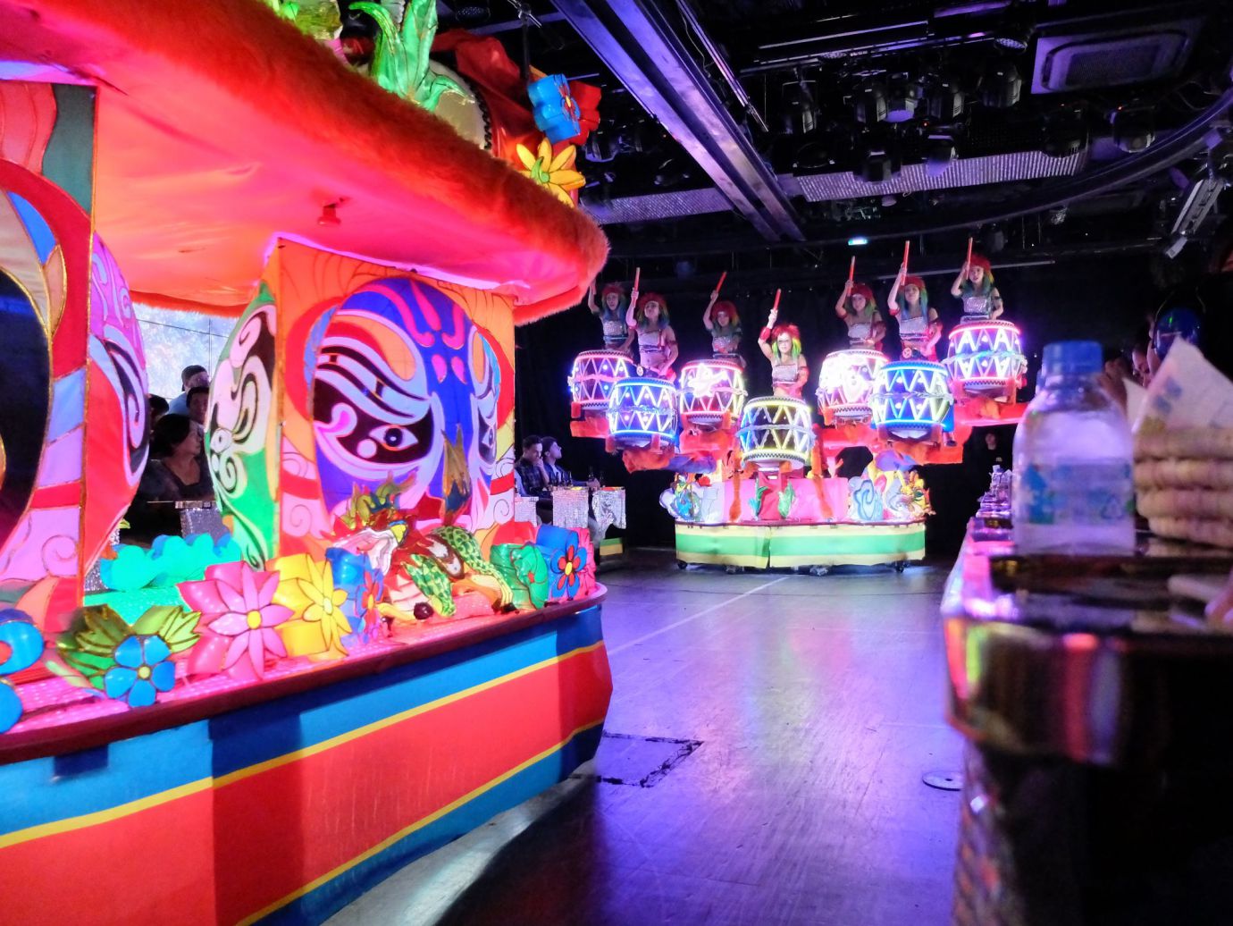 Robot Restaurant, Tokyo