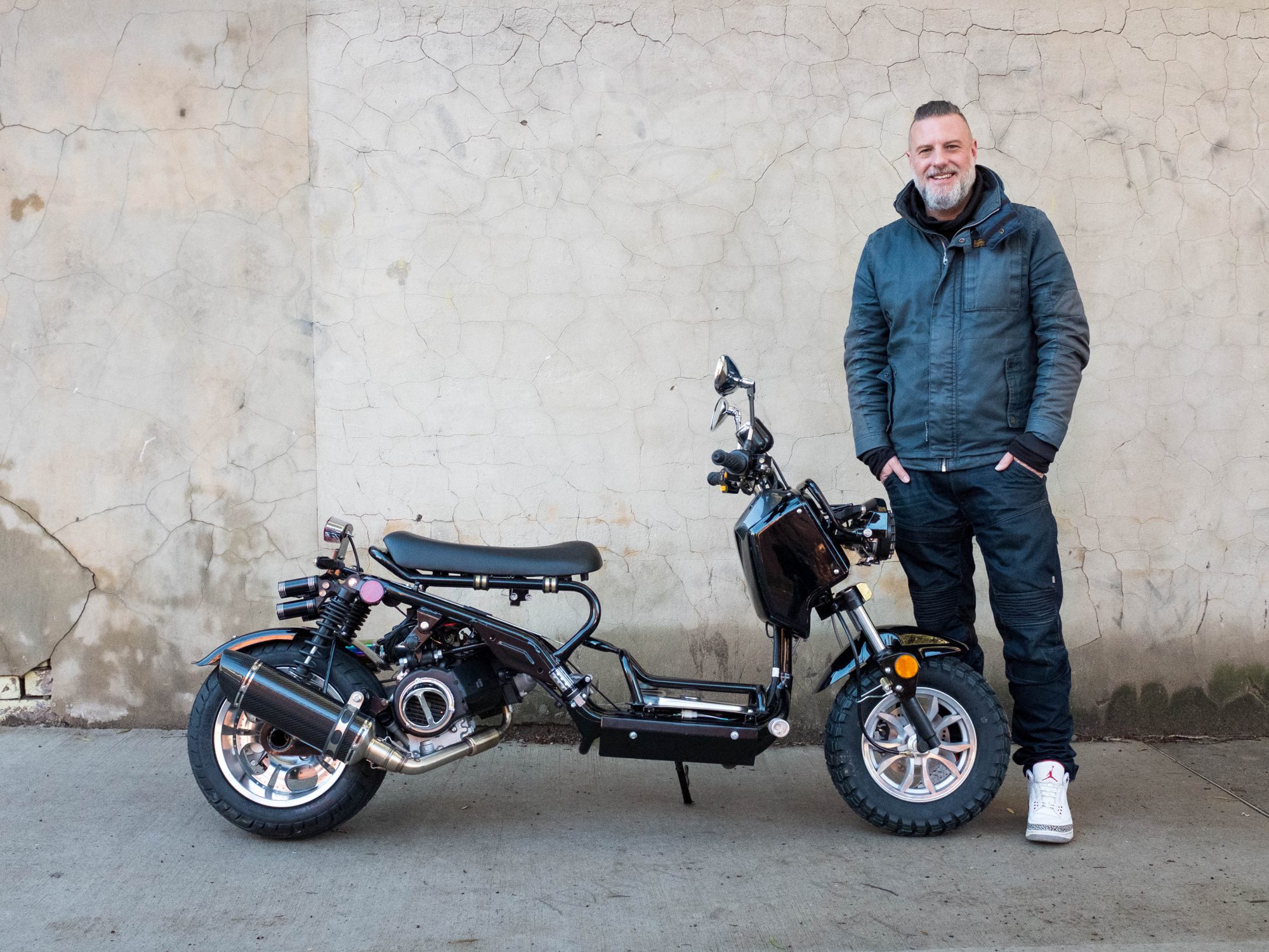 Style Rider, Luke Sommen - Hunter Scooter Wraith - thebetterlivingindex.com
